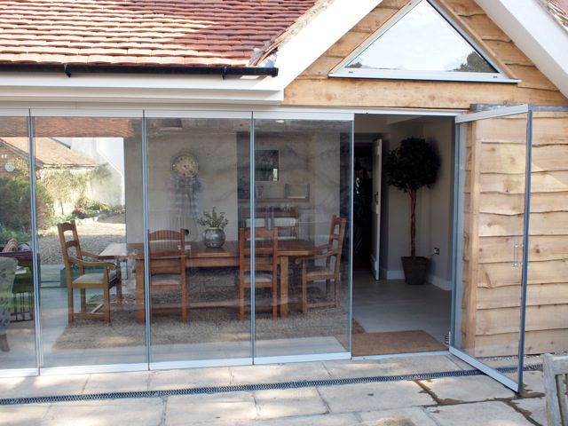 Technical Specification Of Frameless Glass Curtains | Door And Window ...