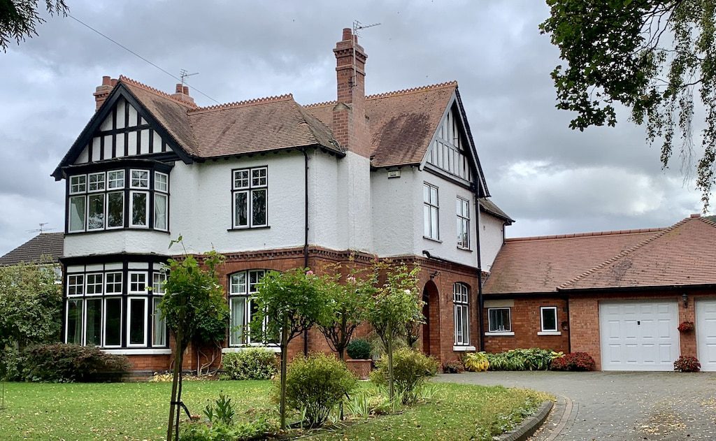 Choosing The Best Residence Collection. R9 Vs R7 Vs R2. | DWE