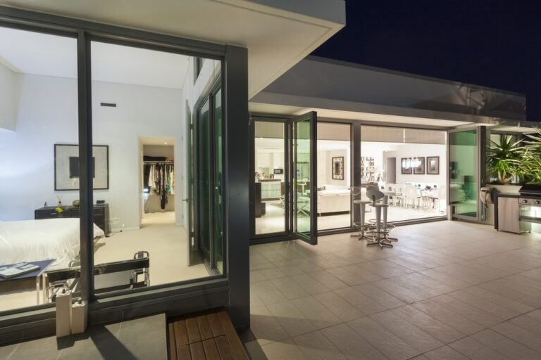 Dutemänn FD120 Bifolding Doors | Door And Window Experts