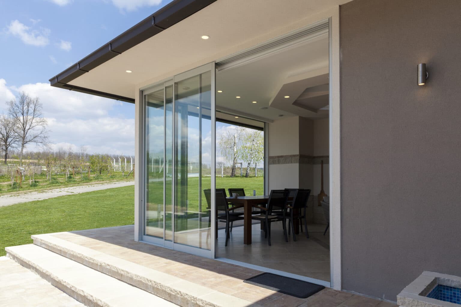 Cortizo 4700 Sliding Doors Review | DWE