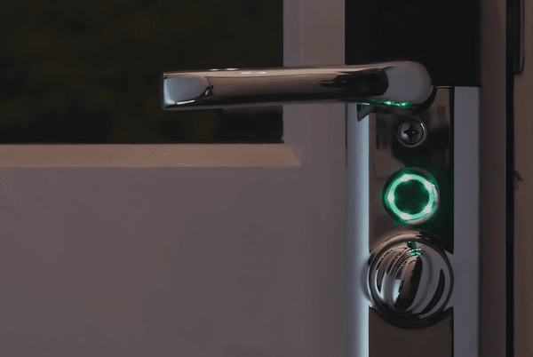 Smart Door Locks And Windows Security - Internet Of Things | DWE